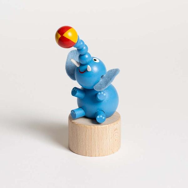 チェコ共和国で最大かつ最古の木製玩具メーカー、DETOA社のプッシュアップトイです。オブジェとしてだけでなく土台の裏側を指で強く押すと体がぐにゃっと折れ曲がり、動きの変化を楽しめます。中央ヨーロッパの山岳地帯から産出される高品質の材木から作...