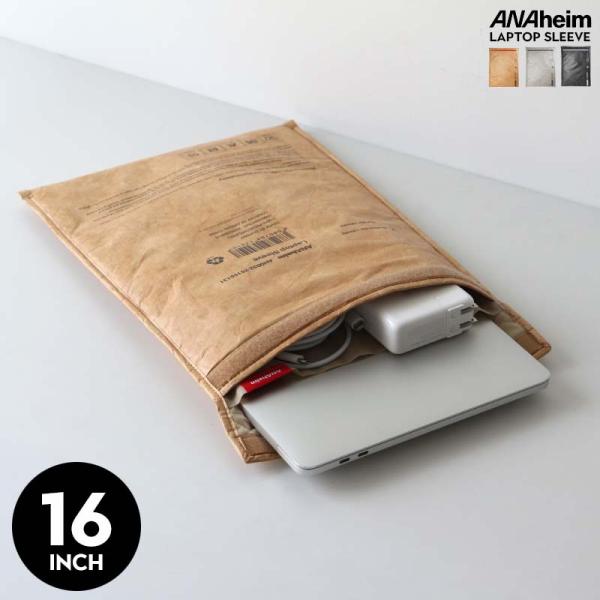 ANAheim Laptop Sleeveが多くのご要望に応え、16インチ対応サイズを追加してリニューアル。超軽量・高耐久素材を採用したノートパソコンケースです。本体には、DUPONT社製の高機能素材Tyvek(タイベック)を採用。紙のよう...