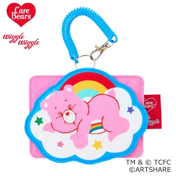 PLAZA限定！韓国で誕生したライフスタイルブランド「wiggle wiggle(ウィグルウィグル)」とCare Bears(TM)(ケアベア(TM))がコラボしたパスケース。毎日使うパスケースをハッピーなデザインにチェンジ！ポップな色使い...