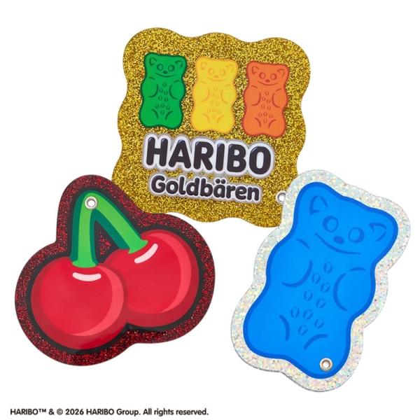 PLAZA限定！ポップなデザインが目を惹くデザインのスライドミラーです。持ち運びやすいサイズ感が特徴的で、デイリー使いにもおすすめです。ご自身用にはもちろん、ちょっとした贈り物としてもおすすめです。【サイズ】ブルー：約 W5.5×H8.4×...