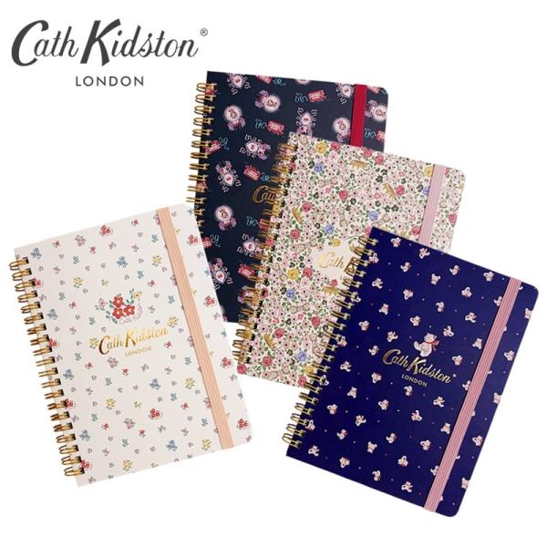 「Cath Kidston(キャス キッドソン)」らしいキュートなデザインのノートです。ゴムバンドが付いているのでバッグの中でページが開くこともなく、持ち歩きにぴったりなサイズ。文字だけでなく図やイラストなども書きやすい方眼タイプです。【サ...