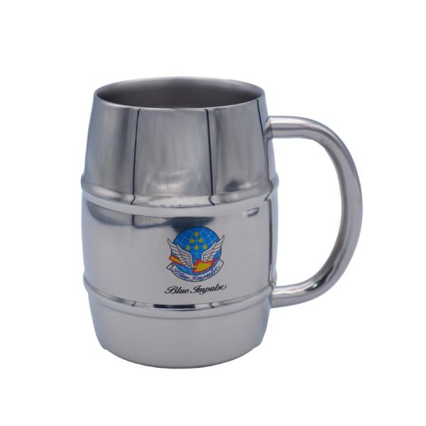 【発売日：2026年06月18日】ステンレス缶杯ジョッキ ブルーインパルス自衛隊です。350ml缶がジャストフィット！冷たいのも温かいのも美味しい温度を長時間キープ！もちろん、直接飲み物を入れてもOK！サイズ：高さ約11cm、直径約7.2c...