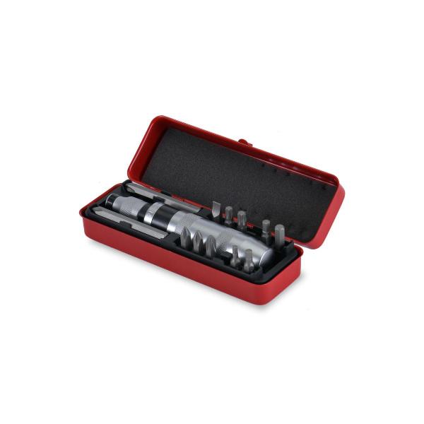 メーカー名：プロトメーカー品番：PGR0011固着したボルトにハンマーで叩いて衝撃を与えながら緩めるショックドライバー。固着しやすい＋ボルトやトルクスに向けた厳選されたビットが12本付属スチールケースで保管も便利色[カラー]：レッドボックス...