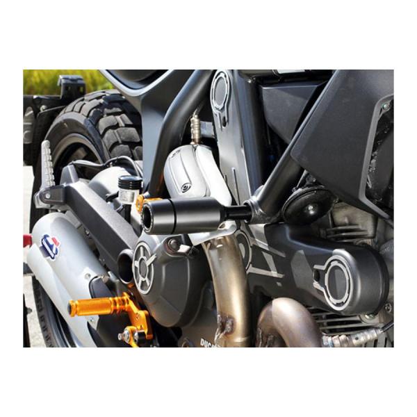 メーカー名：ベビーフェイスメーカー品番：006-SD010万が一の転倒でも車体のダメージの低減が期待できるフレームスライダーは、ワインディングやストリートでも必需品です。 フレームスライダーの本体は、摩擦係数の小さいジュラコン(R)樹脂製で...