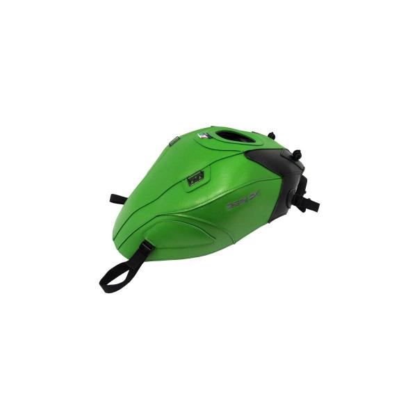 メーカー名：バグスターメーカー品番：1773Bヨーロッパのバイク文化が生んだタンクをカバーするための商品。幅広いカラーバリエーションで、愛車のイメージチェンジに最適です。タンクの保護はもちろん、専用タンクバッグのベースとしてもご使用いただけ...