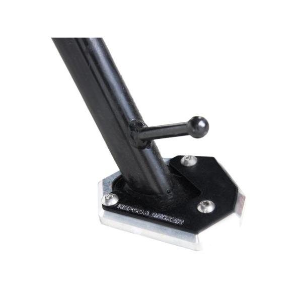 メーカー名：ヘプコアンドベッカーメーカー品番：42119508 00 91未舗装路面での停車に。キャンプライダー必須アイテム。販売備考：*スタンド接地面積の拡張をしますが、車両転倒を確実に防止するものではありません。車体の損傷について保証は...