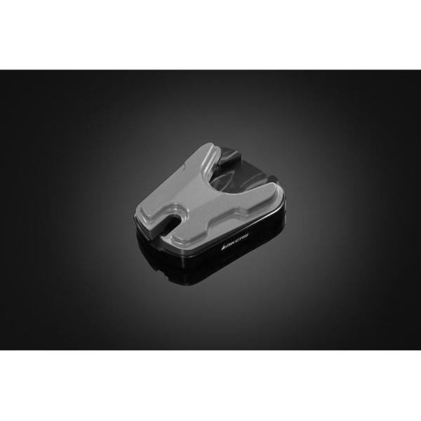 メーカー名：バイカーズメーカー品番：H1139-GRYバイカーズとは、タイ王国でアルミビレットパーツを製造するアクセサリーメーカーです。独創的なデザインと美しいカラー配色を重視し、品質はタイブランドの中でもトップクラス。豊富なカラーバリエー...