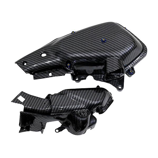 カーボン柄のエアークリーナーボックスです。色褪せや破損がある場合におすすめです。交換するだけのかんたん取付です。メーカー：ホンダ車種：ライブディオ ZX SR Cesta ST SP J S型式：AF34 AF35