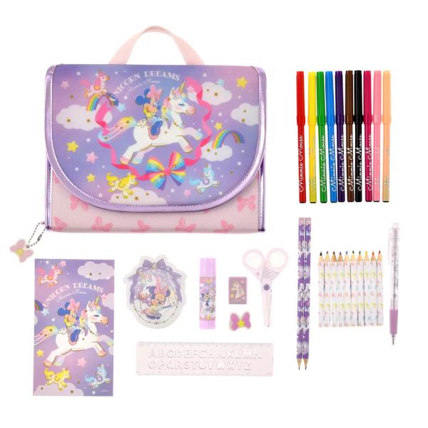 【仕様】 ＊ケース:ファスナー開閉タイプ／外面テープポケット×1 ＊らくがき帳:無地／ボールペンのインク色:紫 【セット内容】 ＊ケース、カラーペン(10色)、色えんぴつ(10色)、えんぴつ×2、ボールペン、消しゴム、えんぴつ削り、ものさし...