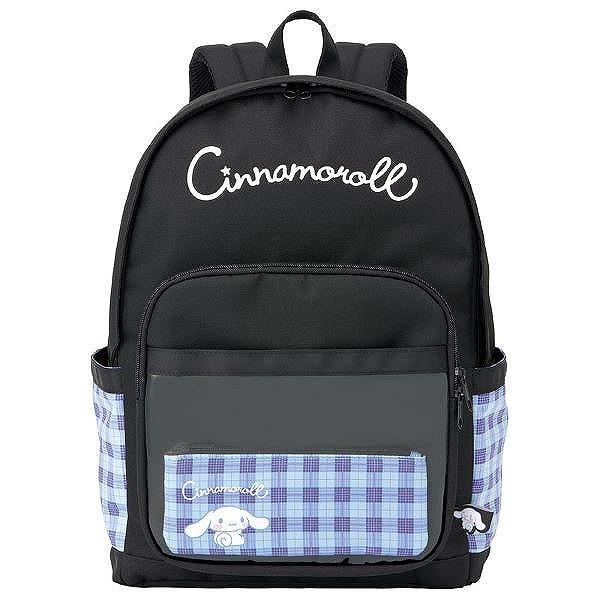 ポーチ付きクリアポケットリュック！前面クリアポケットにはお気に入りのアイテムを入れてデコレーションしたり、缶バッジ・ぬいぐるみ、見せたいグッズで自由にアレンジもできます。背中が蒸れにくいメッシュ素材。フラットポーチ付き。【商品サイズ(約)】...