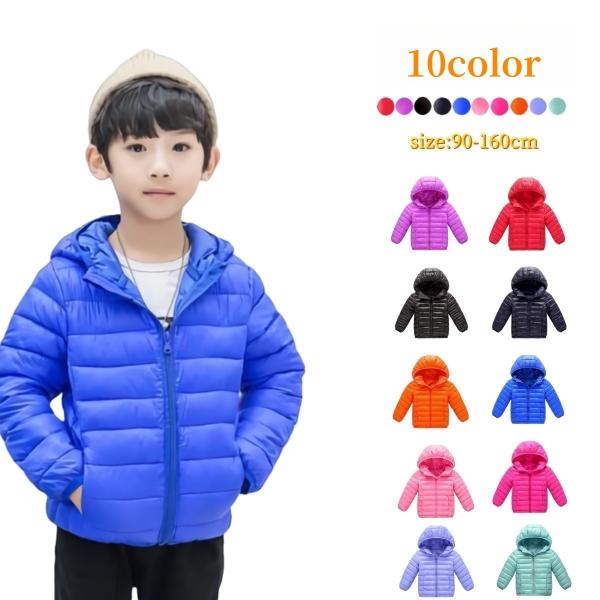 着回ししやすいシンプルデザイン♪子供用のフード付き中綿ジャケットです。90〜160cmまでの豊富なサイズをご用意☆【サイズについて】画像をご参照ください。【素材について】100%ポリエステル【カラーについて】生産ロットにより柄の出方や色の濃...