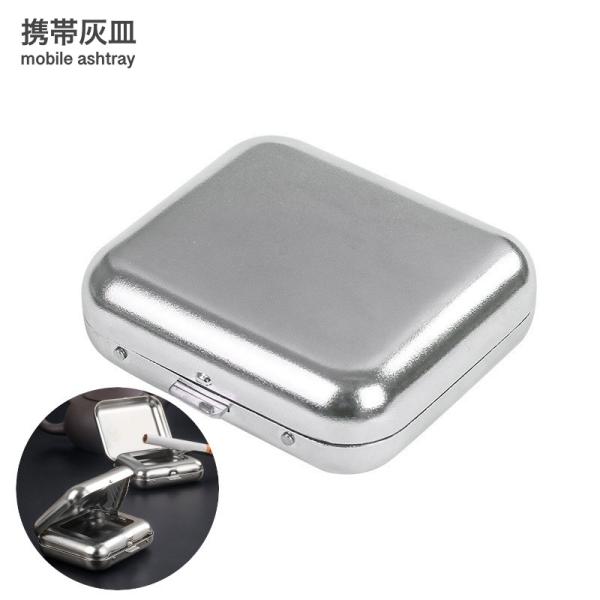 持ち運びに便利な携帯灰皿です。シンプルなデザインでとってもおしゃれ♪タバコ置きも付いていて使いやすい◎【サイズについて】画像をご参照ください。【カラーについて】生産ロットにより柄の出方や色の濃淡が異なる場合がございます。お使いのモニターや撮...