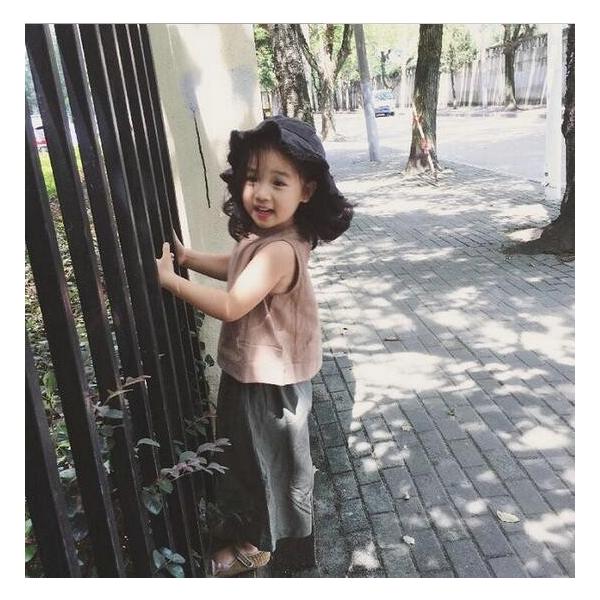 キッズ女の子のシャツ＋ワイドパンツ２点セット【サイズについて】＊画像参照お願いします※メーカー採寸の為、1〜2cmの誤差がある場合がございます※【素材について】100%綿