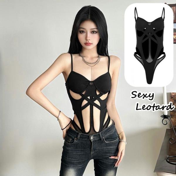 デザイン性のあるカットアウトがおしゃれなレディース用レオタードです。ボトムスと合わせて見せるトップとして◎【サイズについて】画像をご参照ください。【素材について】ポリエステル【カラーについて】生産ロットにより柄の出方や色の濃淡が異なる場合が...