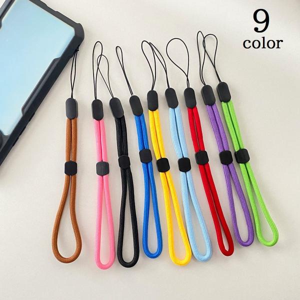 シンプルなスマホ用ハンドストラップです。スマートフォンやカメラの落下防止・紛失防止に◎【サイズについて】画像をご参照ください。【素材について】ナイロン、プラスチック【カラーについて】生産ロットにより柄の出方や色の濃淡が異なる場合がございます...