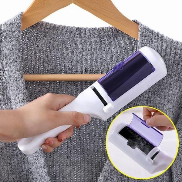 粘着テープ不要！使いやすいコンパクトサイズ♪電池不要の手動式ハンディクリーナーです。コート・ニット製品・セーターなどの衣類はもちろん、毛布・絨毯・カーペット・ふとん・ベッド・車内シートなどにも◎【サイズについて】画像をご参照ください。【素材...