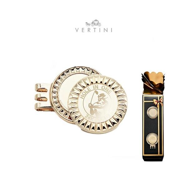 [製品名] VERTINI ゴルフ ゴールドマーカー SUN[サイズ] ボールマーカー(26mm × 26mm)、クリップ(26mm × 32mm)[素材] 24K、スワロフスキー クリスタル、マグネット[構成品] ボールマーカー、クリップ...