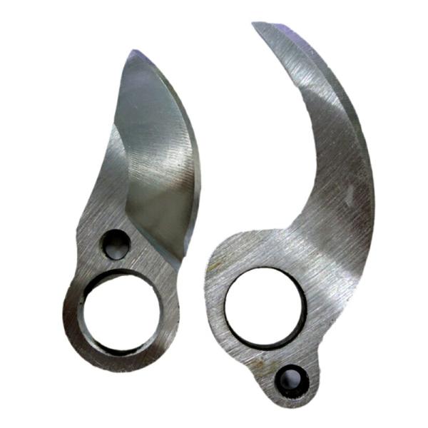 リチウムイオン充電式電動剪定はさみ「枝切っ太郎ASH-25M」の替え刃セット ASH-25MKBのみの商品です。◆仕様・商品名：リチウムイオン充電式電動剪定はさみ用　　　　　替え刃セット ASH-25MKB・刃材質：SK5合金　　　　　硬度...