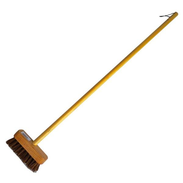 木柄シダデッキブラシです。タイル、屋外等の清掃に。◆材質柄：木製　頭部：シダ◆サイズ長さ：約100cm　頭部幅：17cm