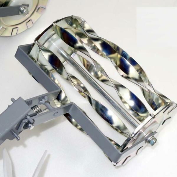 あめんぼ号用のスパイラルローラーです。SGM/SPW/SMKW/SGL共通(幅20cm)型式：BL-20N※1台のみの価格※法人限定となりますので、納品先が〇〇農園、〇〇ファーム、個人宅などの場合、西濃運輸営業所止め、もしくは別途送料追加と...