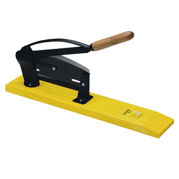 ◇特長刃がスライドするので力を入れなくても楽に切れます。また刃を交換することもできるので、生花店などでユリや菊などを切るときにも、よく使われています。花の茎を切りそろえるのにも向いています。台座に刃が固定されています。刃は上向きです。（ハン...