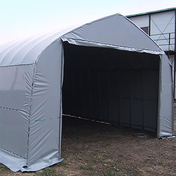 ※ご希望の長さ(m)を数量で入力してください。※フィルムのみのお届けとなります。「トーカン フリールーフ・シルバー」は0.15mm厚の多層構造で形成された農POフィルムです。表裏シルバーの「100％遮光」で光を遮ります。◆特徴軽くて強い（耐...