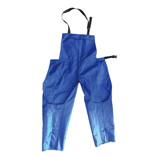 草刈りの効率アップに役立つアイテムです。ゆったりサイズなので、靴を履いたままでも着る・脱ぐが簡単。脚部分は丈夫な二重構造です。型　番：GS-125サイズ：（約）着丈125cm×股下75cm入　数：20着