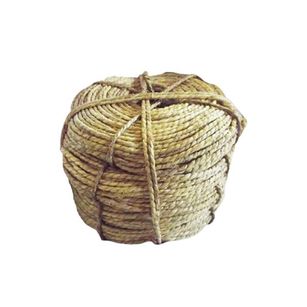 荒縄(わら縄)の3分、仕上済です。冬囲い、野菜や植物の誘引、植木の根巻に。数量：4太さ：3分（約9.52ｍｍ）重さ：3.5ｋｇ長さ：約110ｍ（重さでつくる商品ですので、原料のわらの状態によって２０ｍ前後の誤差がでます。）