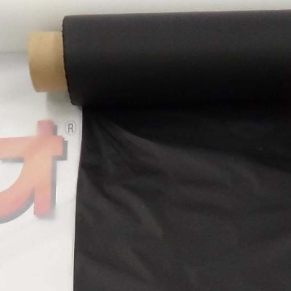 サンプラック工業の生分解性マルチフィルム サンバイオシリーズ特長・効果1.土壌中の微生物により水と二酸化炭素に完全に分解されます。2.収穫後にフィルムを剥がす必要が無く、そのまますき込めるので作業が省力化できます。3.機械収穫でも、機械に巻...