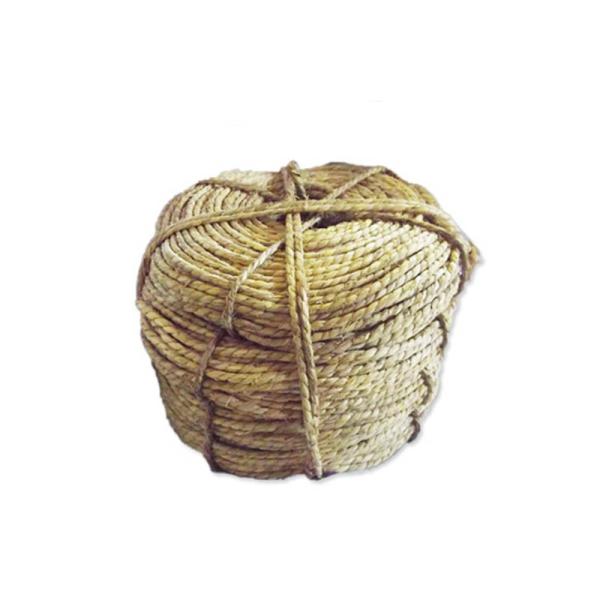 国産の荒縄(わら縄)の仕上済です。輸入品に比べ品質が良いです。冬囲い、野菜や植物の誘引、植木の根巻に。太さ：2分（約6.35ｍｍ）重さ：2.5ｋｇ長さ：約160ｍ（重さでつくる商品ですので、原料のわらの状態によって２０ｍ前後の誤差がでます。...