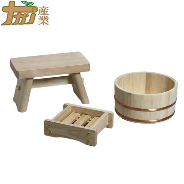 異なる3種の木材で作ったお風呂セットです。●材質石けん台：ひのき風呂桶：エゾマツ風呂イス：スプルス
