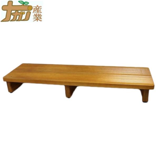 新潟の自社工場で作り上げた日本製の製品です。玄関を高級に彩る、厚みのあるポプラ製厚板玄関台です。天板を洗濯板のようなギザギザにして、健康足踏み状に仕上げました。玄関を出入りする度に足裏に爽やかな感覚が残ります。足がしっかり収まる、35cmの...