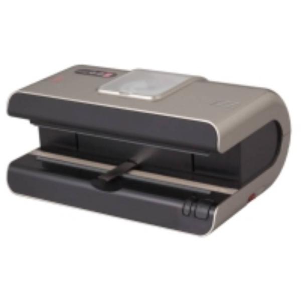 ボタンを押すだけで操作は簡単。だれにでも使いやすい脱気シーラー！見た目はスタイリッシュですが、強力な吸引力の真空ポンプを搭載しており、これまでにない真空パック器が登場しました。真空パックロボ HIPPOワンプッシュで脱気シールまで全自動！水...