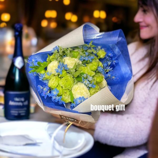 メイン花トルコギキョウ（G)その他季節のお花（おまかせ）他店にはできないボリューム大の花束です！＊写真はあくまで色や大きさのイメージです。bg-16月頃の入荷のあるお花で作成しております。高さ約35cm幅約30〜35cm主な用途（花束 ボリ...