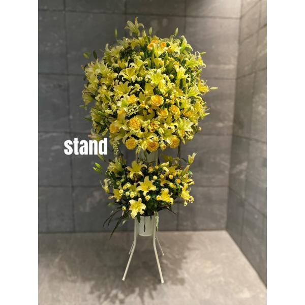 ★商品画像1枚目〜6枚目が該当商品になります。7枚目以降は会場の雰囲気など全体のイメージとなります。高さ約220センチ幅約110センチ＊商品画像はあくまでもイメージになりますので必ずしも同じお花が入るとは限りません。色合いや大きさとしてご理...