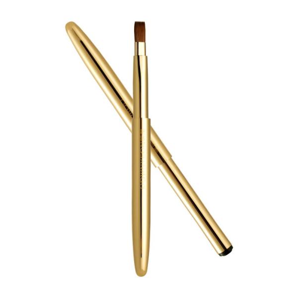 ◆商品名はコチラ：ROWNYEON リップブラシ 平筆 リップ筆 スライド式 メイクブラシ リップ用 化粧ブラシ 化粧筆 高級繊維毛 伸縮可能 持ち運び 便利 ◆商品情報：・【使いやすい】塗りやすい平型リップ筆は簡単にキレイなリップメイクが...