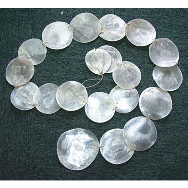 お部屋のインテリアやクラフト、DIYに♪【内容】約W9×H180cm【原産国】Philippines【カピスガーランドナチュラル】貝殻 シェル インテリア DIY※天然素材のため、入荷時期によりサイズ、色、形が多少異なる場合があります。※ヒ...