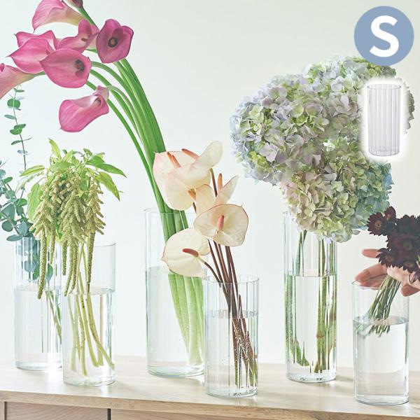 軽くて、割れにくい、プラスチック製のフラワーベース。【サイズ】約直径95×高さ195mm、重さ約190g【素材】ポリエチレンテレフタラート※入荷時期および個体によって色、柄、サイズ、形状が多少異なる場合がございます。透明 クリア シンプル ...