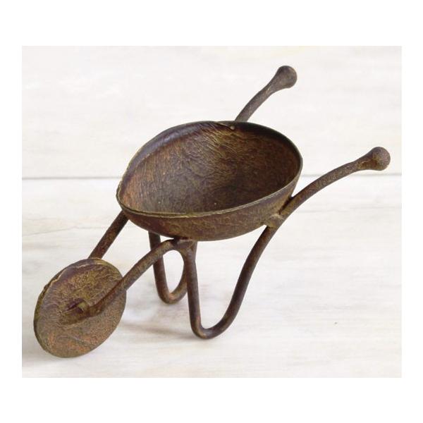 お庭やベランダ、リビング、玄関などを演出するアイテムとしておすすめ！トイレにおいても可愛い☆いろんなところに置いて楽しんでください。サイズ：W10×D5×H5センチ【ミニカート一輪】ガーデニング 庭 かわいい 風水 置物