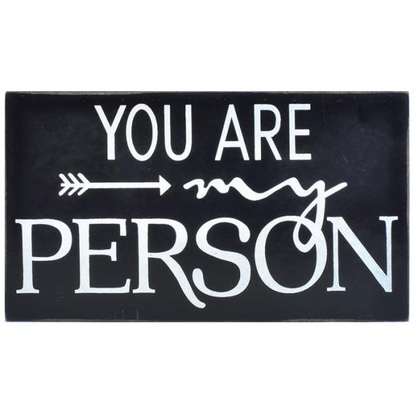 Wooden mini signboardコンパクトなサイズのサインボードでキャビネットやデスク周りを気軽にカスタマイズ。メッセージ性溢れるアイテムはシンプルな空間のアクセントになります。【サイズ】約W230・D40・H130mm※使いこん...