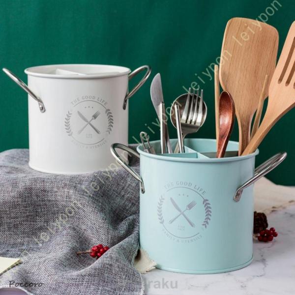 【商品仕様】製品：A=約14.5*13cm。材質：炭素鋼製。具体的な製品とサイズは画像の説明を見てください。注意：製品は箸置きに限り、他の撮影品は含まれていません 箸置きは、さまざまな箸、フォーク、スプーンなどの食器を収納できる理想的なキッ...