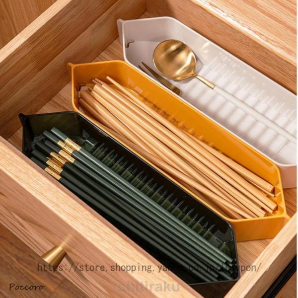 【商品仕様】箸立てキッチンの小物類がたくさん収納できるキッチンツールスタンドです。食卓をオシャレに演出してくれるキッチンアイテムです 製品：約80*304*65mm（防塵、水切り）。具体的な製品とサイズは画像の説明を見てください。材質：食品...