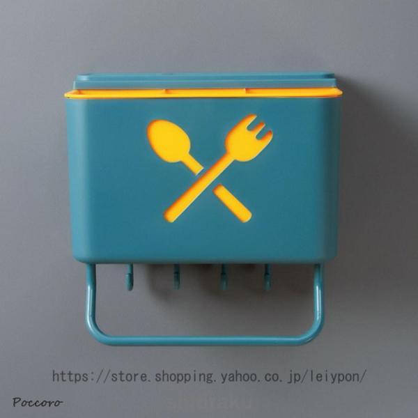 【商品仕様】製品：A=約21*10*21cm（2個入り）。（壁掛け、穴あけ不要）材質：PP製。注意：製品は箸置き/刃物台に限られ、他の撮影品は含まれていません 【デザイン】 大きいサイズで倒れにくい設計。包丁とキッチンバサミを一括収納キッチ...