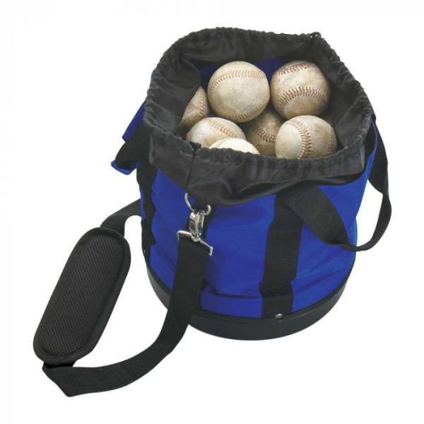 野球ボール・ソフトボールの移動や保管に便利な円型ボールケースです。肩にかけられるショルダータイプで持ち運びに便利です。 生産国:中国 素材・材質:側面:ナイロン底面:PE 商品サイズ:37φ×H38cm 仕様:容量目安:軟式C号・硬式球10...