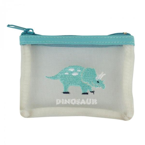 恐竜の刺繍が可愛いメッシュ生地のミニポーチです。カラフルな恐竜たちがとってもキュート♪メッシュなので中身が見えて小物の管理がしやすいのも◎ 生産国:中国 素材・材質:ポリエステル 商品サイズ:約9.5×13cm　※サプライヤー直送品　　
