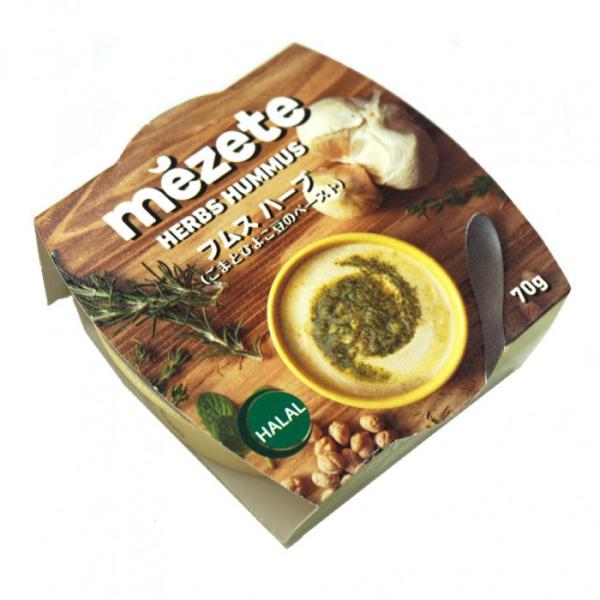 グリーンチリ、タイムなどの香辛料を加えたピリ辛のフムス。クラッカーやパンをディップしたり、サンドイッチに加えてもおいしくお召し上がりいただけます。 生産国:ヨルダン 賞味期間:540日　※サプライヤー直送品　　