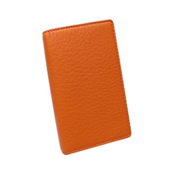 オフィスカジュアルにぴったりな、しなやかでセンスの良い雰囲気を演出します。お気に入りのアクセサリーを身につけるそんな気持ち良さを与えてくれる、あなたに寄り添う、癒し系手帳です。手帳の開きも良く、開くと左側にはマチのついたポケットがあり、名刺...