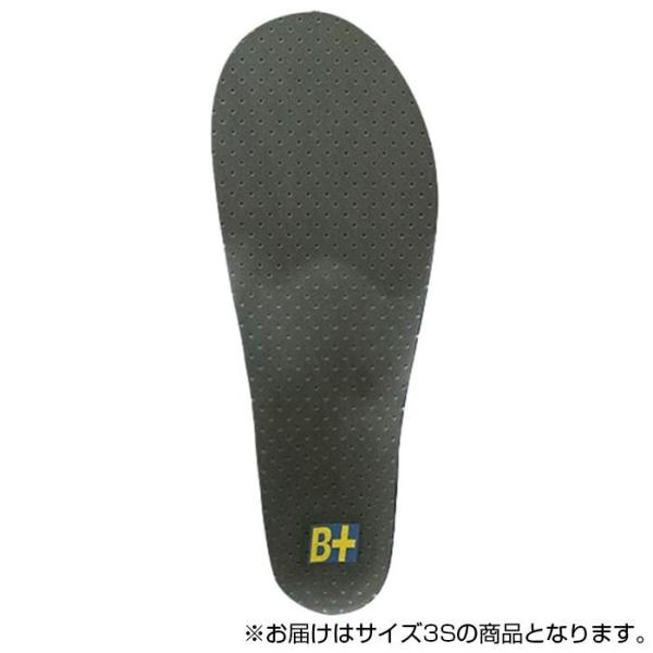 表面素材にソフトEVAを採用し、足の滑りを抑えます。本体素材は硬度の高いEVAを採用し、足の複雑な動きをしっかりと支えます。前後左右の動きが激しい、瞬間的に足場をしっかりさせたい、などの状況を想定しています。 生産国:韓国 素材・材質:EV...