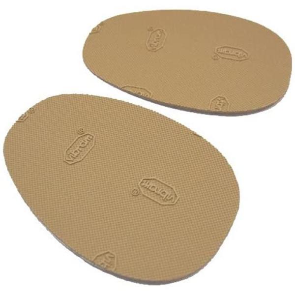 滑りやすい床に耐久性やグリップ力に定評のある、イタリア『Vibram(ビブラム)』社製の1mm厚オリジナルラバーを使用しています。本品を貼るだけで、底の薄いパンプスやブーティー革底の靴底を保護したり滑りを防止してくれます。厚さ1mmですので...