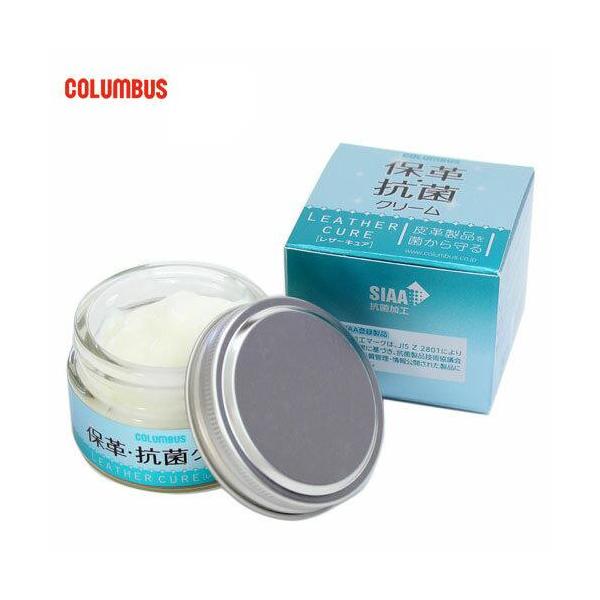 靴、ハンドバッグ、革小物等の皮革製品に保革・抗菌効果を与えるクリームです。爽やかなミントの香り。 生産国:日本 成分:ろう、油脂、水、抗菌剤 内容量:55g　※サプライヤー直送品　　